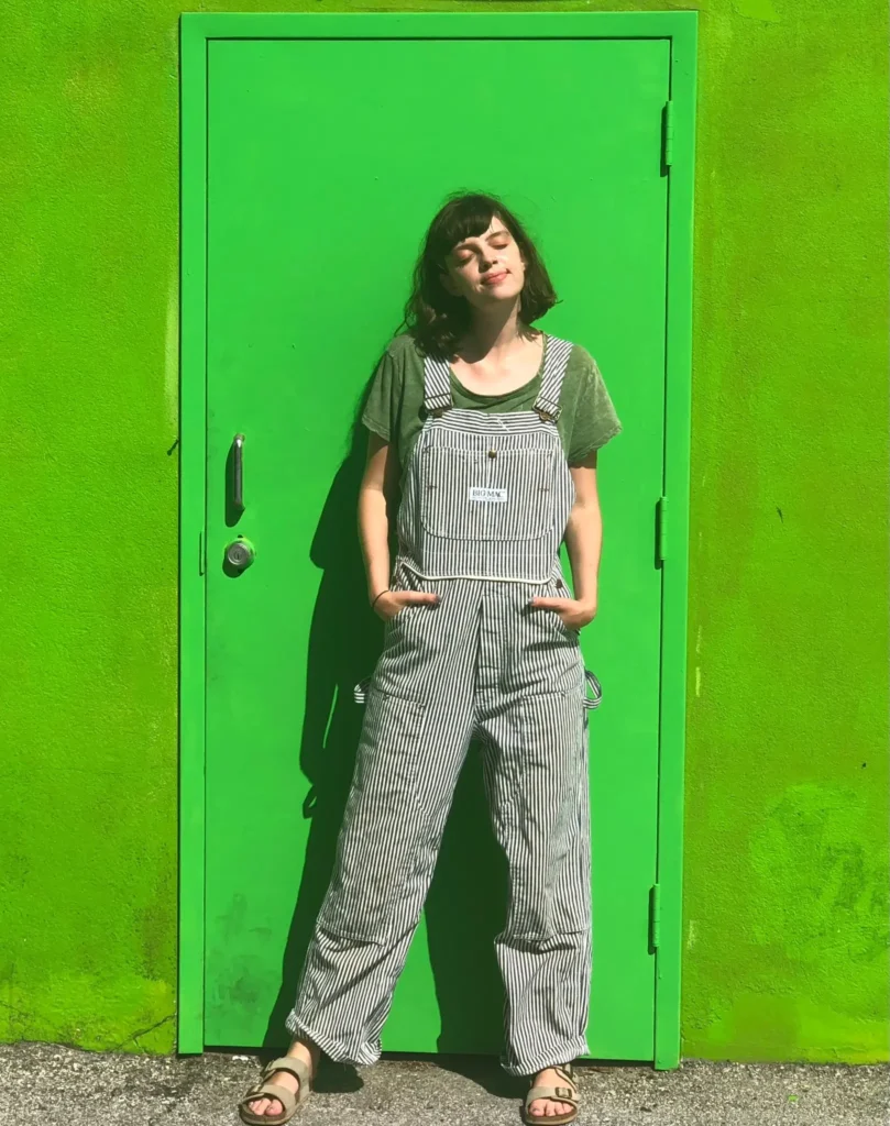 How to Shoot Full-Length Portraits with Your iPhone: Tips and Tricks ...